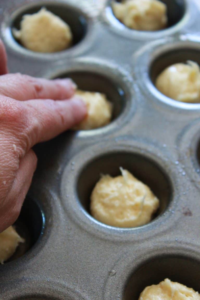 Ice Cream Sundae Cookie Bites - Practically Homemade