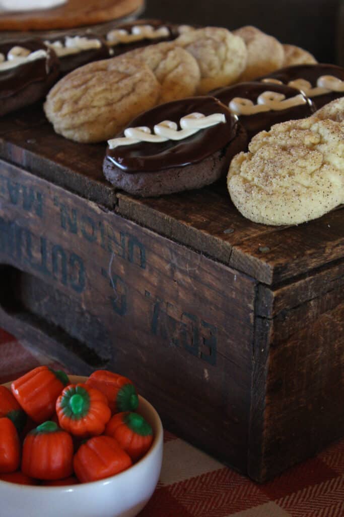 Festive Thanksgiving Dessert Table Ideas | Practically Homemade