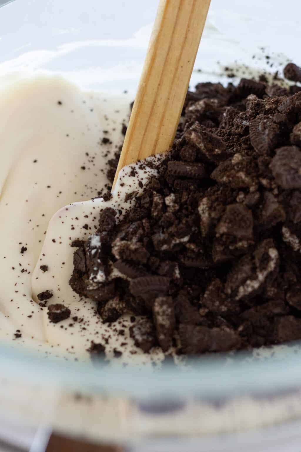 No Churn Oreo Ice Cream Recipe | Desserts | Practically Homemade