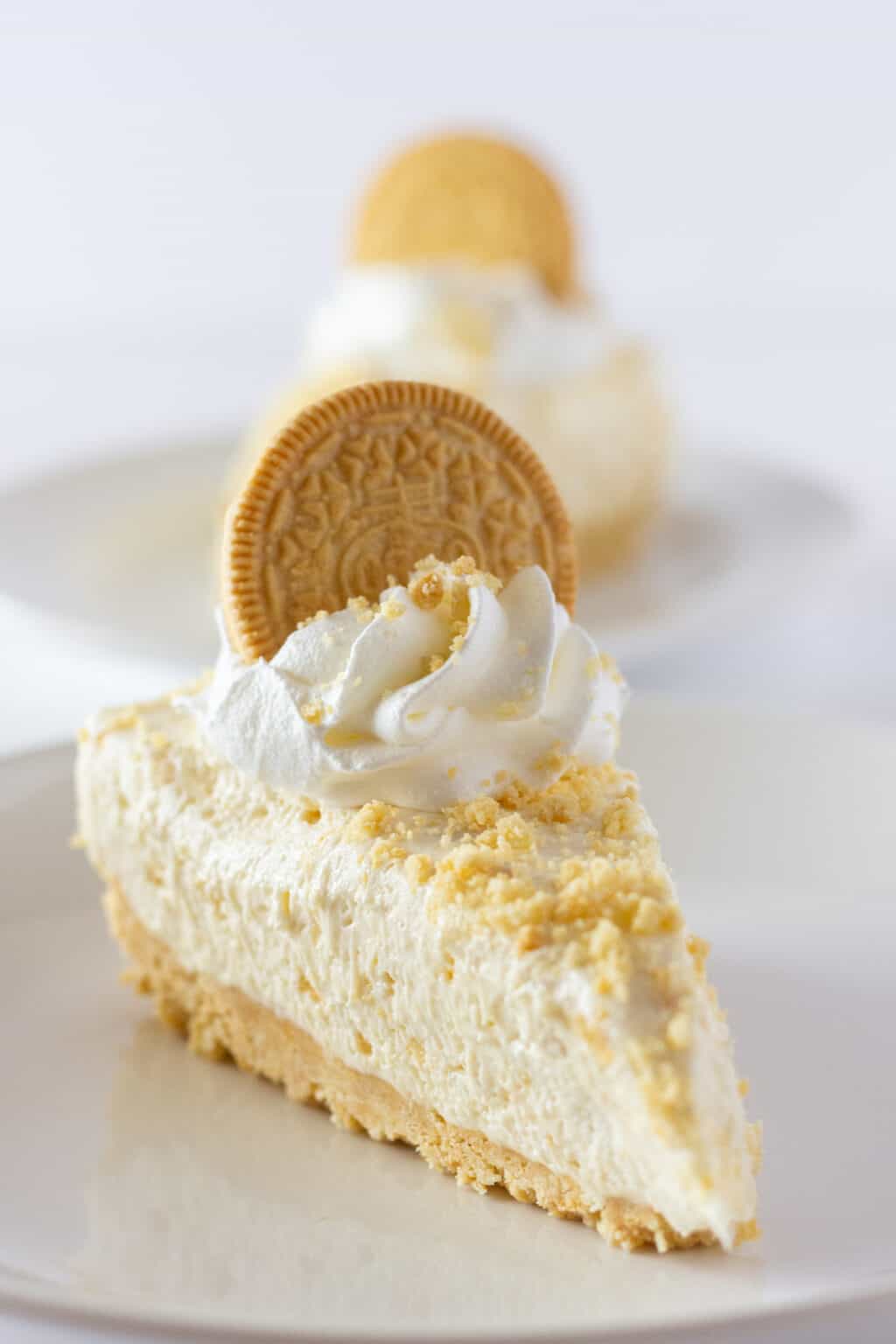 Easy Golden Oreo No Bake Cheesecake - Practically Homemade