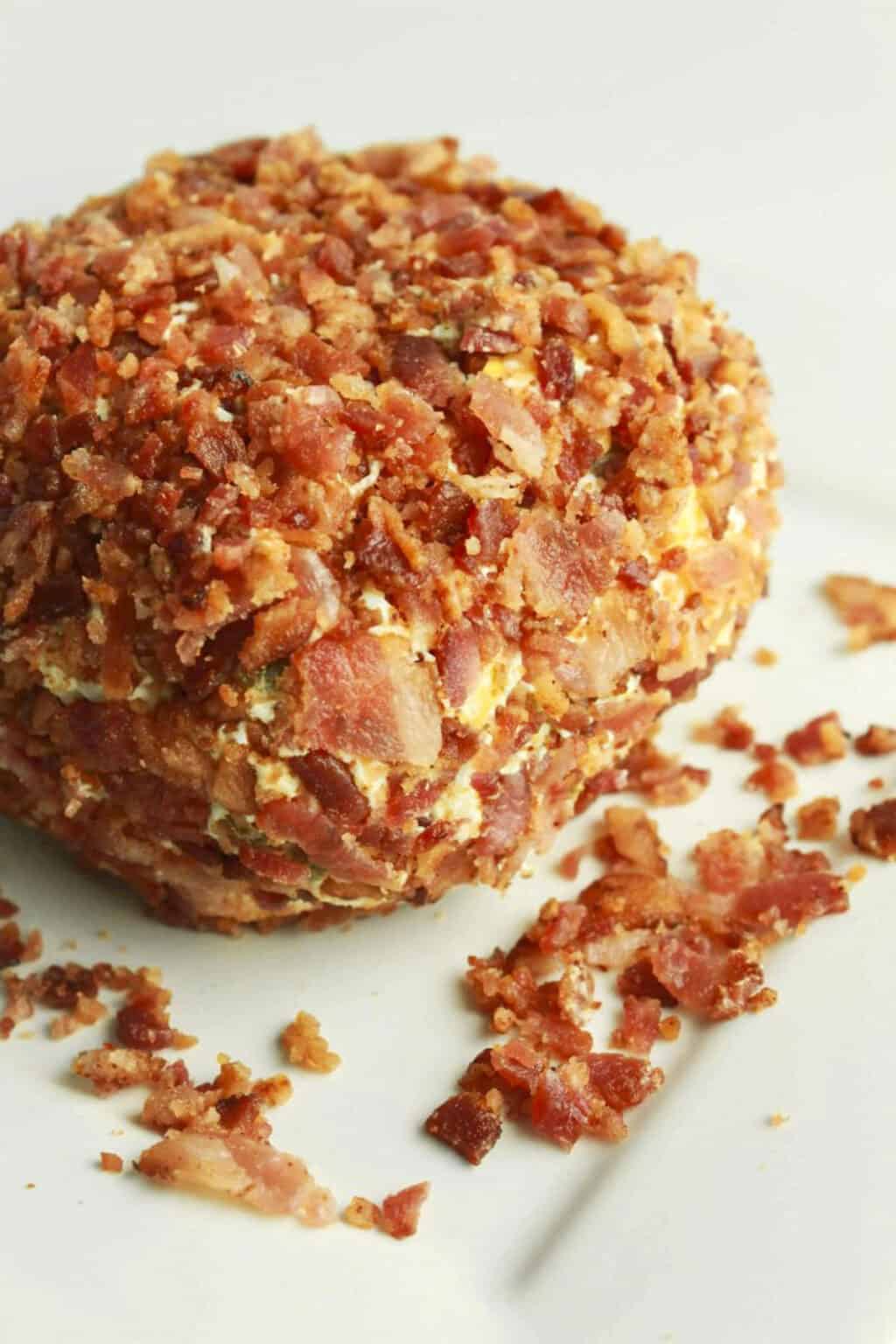 Easy Jalapeño Popper Cheese Ball - Practically Homemade