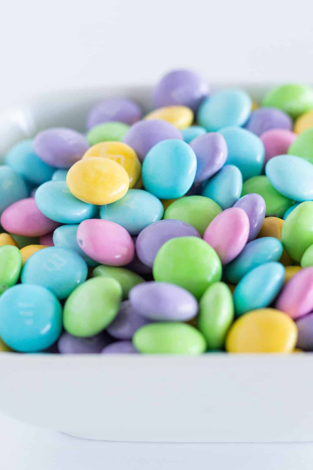 Easy Easter Chocolate Chip Cookies - Practically Homemade