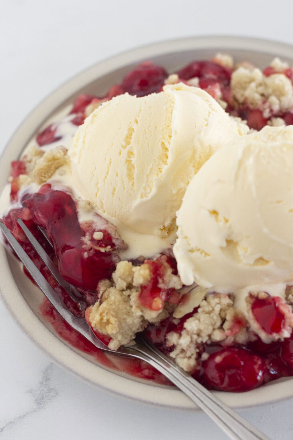 Easy Cherry Cobbler Recipe {with Cake Mix} - Practically Homemade